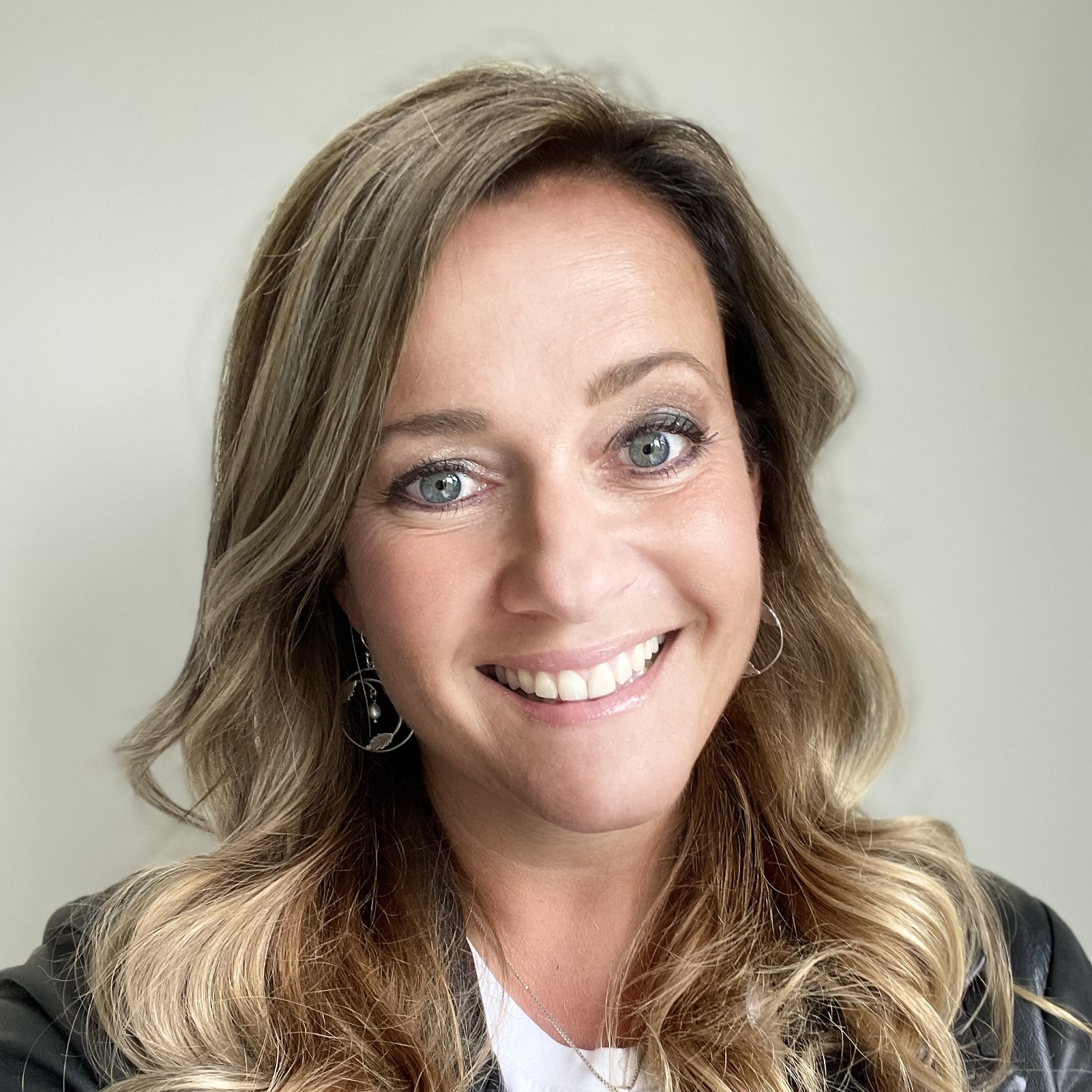 Chantal Aviva Runne - Nieuw Wij