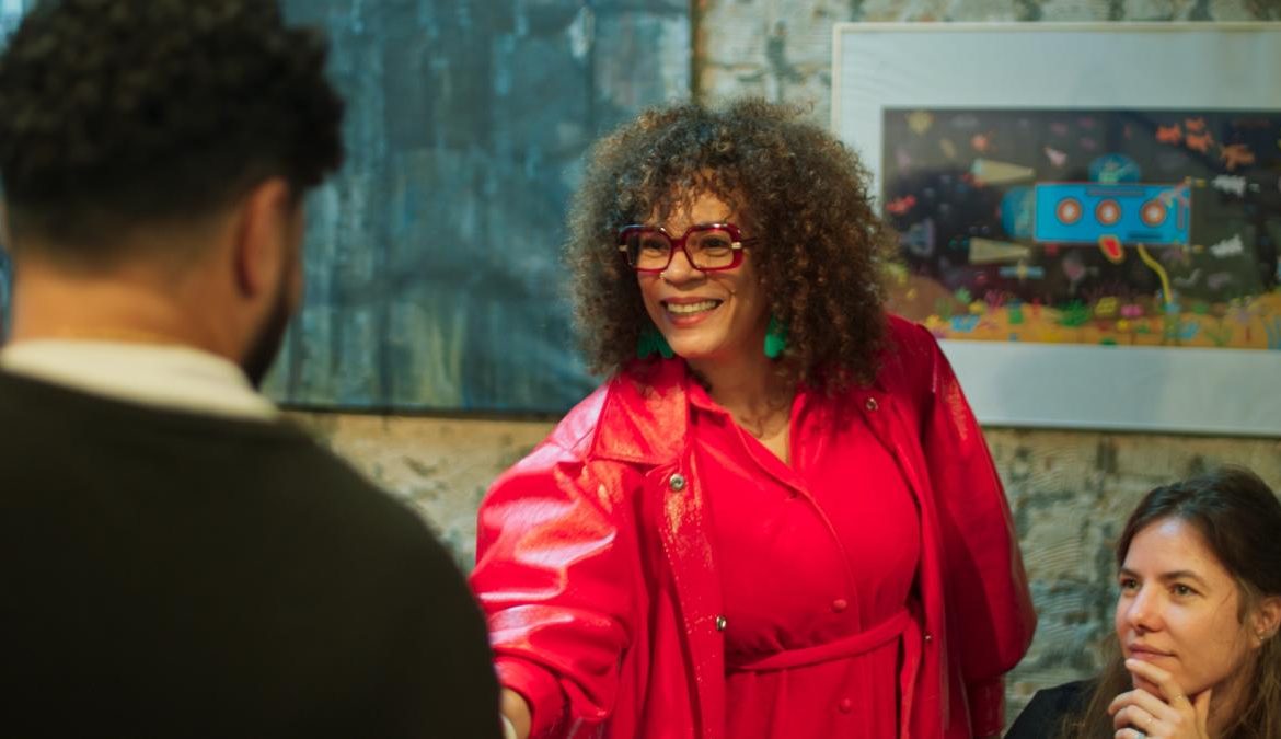 TV-tip: Het Uur van de Wolf: Babs Gons - Precies goed - Nieuw Wij